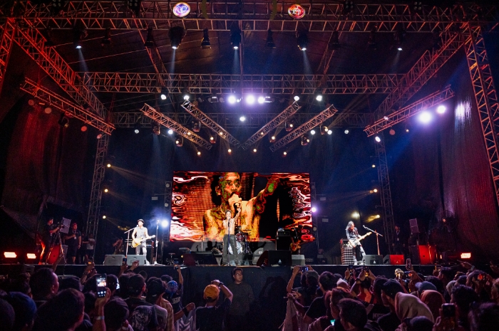 Kota Pembuka Tour Album Tujuh Slank - Slank